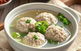 狮子头汤的家常做法_狮子头汤怎么炖不腥