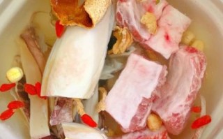 清炖墨鱼汤怎么做_清炖墨鱼汤去腥技巧