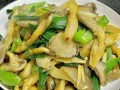 素炒平菇怎么炒好吃_素炒平菇要不要焯水