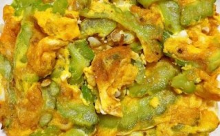 苦瓜炒鸡蛋怎么做好吃又不苦_苦瓜不苦的做法