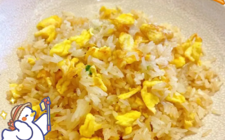 鸡蛋炒饭用什么油_鸡蛋炒饭用花生油还是菜籽油