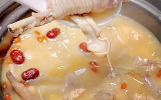 怎样炖鸡肉好吃_炖鸡肉的秘诀