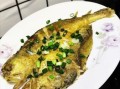 电饼铛煎黄花鱼的做法_黄花鱼怎么煎不碎