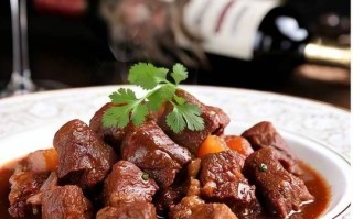 红酒炖牛肉怎么做_红酒炖牛肉用什么红酒