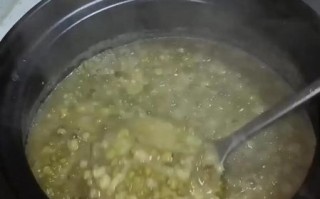 煮绿豆汤要煮多久_绿豆汤煮多久才软烂