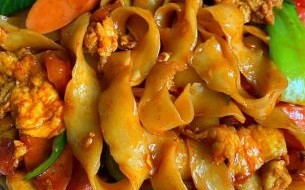 炒刀削面怎么做_刀削面调汤配方