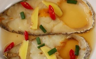 清蒸鮸鱼怎么做_清蒸鮸鱼蒸多久