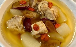 淮山红枣排骨汤怎么做_孕妇能喝吗