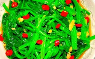 烧菠菜怎么炒不涩_菠菜焯水几分钟才绿
