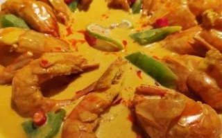 咖喱土豆虾怎么做好吃_家常咖喱土豆虾做法