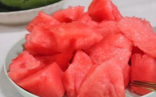 中暑吃什么水果_中暑后吃什么水果好