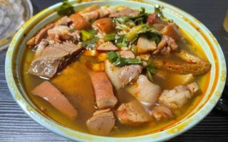 老北京小吃店推荐_正宗卤煮火烧哪里吃