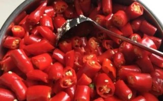 自制剁辣椒要放油吗_不放油会坏吗