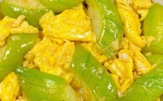 鸡蛋炒丝瓜怎么炒好吃_丝瓜炒鸡蛋的窍门