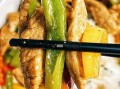 黑椒牛排盖饭怎么做_黑椒牛排盖饭热量高吗
