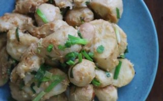 爆炒芋头怎么做好吃_芋头炒多久才软糯