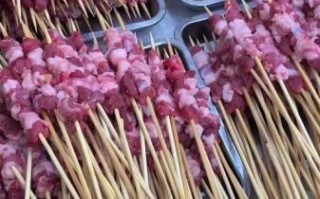 羊肉串挂糊配方怎么做_羊肉串挂糊用什么粉