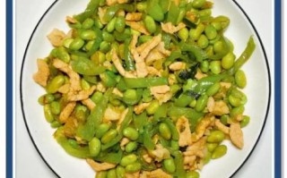 青椒炒毛豆怎么做_青椒炒毛豆需要焯水吗