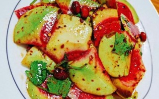 红皮萝卜怎么做好吃_红皮萝卜凉拌还是炒