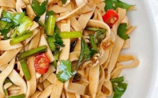香辣豆腐丝怎么做_香辣豆腐丝热量高吗