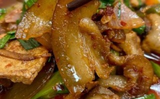 回锅肉配菜有哪些_回锅肉加什么蔬菜好吃