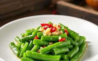 素炒豇豆怎么炒才翠绿_素炒豇豆要不要焯水