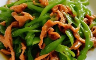 青椒肉丝的青椒是哪种_圆椒还是尖椒