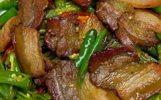 四川烟熏腊肉怎么做好吃_腊肉炒什么最香