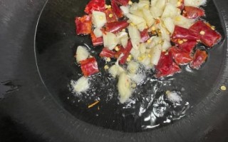 炒大白菜怎么炒好吃_炒大白菜的家常做法