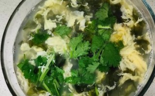 紫菜蛋汤怎么做_紫菜蛋汤先放蛋还是先放紫菜