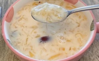 银耳粥怎么做好吃_银耳粥的正宗做法