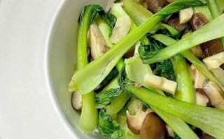 青菜炒香菇热量是多少_减肥能吃吗