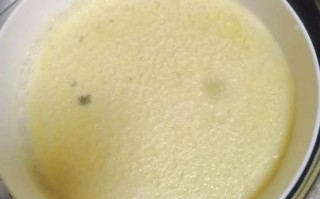 鲫鱼怎么做好吃_鲫鱼汤的家常做法视频