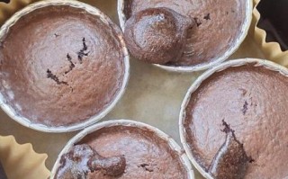 熔岩蛋糕怎么做_需要哪些材料