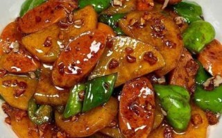 辣椒炒土豆片怎么做_土豆片炒辣椒要不要焯水