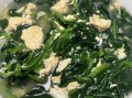 菠菜和什么做汤好喝_菠菜汤搭配推荐
