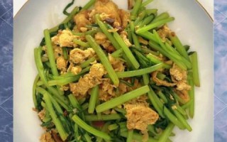 茼蒿炒鸡蛋怎么炒好吃_茼蒿炒鸡蛋的做法大全窍门