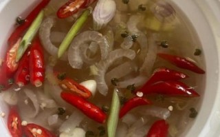 泡椒猪皮怎么做_泡椒猪皮怎么做好吃