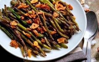 豇豆角怎么炒好吃又简单_家常豇豆角做法