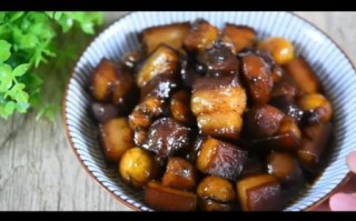 栗子炖肉怎么做好吃_栗子炖肉要不要焯水