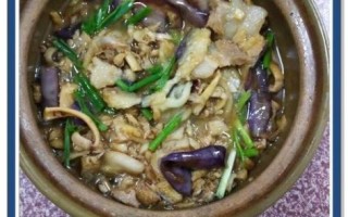 砂锅茄子煲怎么做_茄子煲要多久才软烂