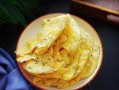家常烙薄饼怎么做_薄饼不硬的小窍门