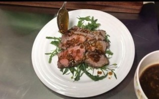 牛排黑胡椒酱怎么做_黑胡椒酱做法详解