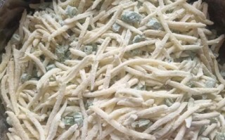 洋芋叉叉怎么做好吃_洋芋叉叉家常做法
