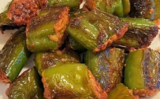 青椒塞肉怎么做好吃_青椒塞肉的家常做法
