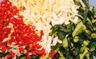 黄瓜咸菜怎么腌又脆又入味_家常黄瓜咸菜做法窍门