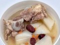 萝卜筒骨汤怎么炖好喝_萝卜筒骨汤的家常做法