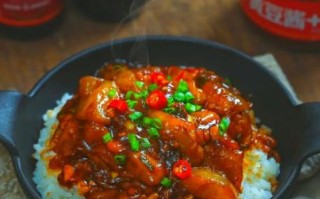 蒲烧茄子盖饭怎么做_蒲烧茄子盖饭热量高吗