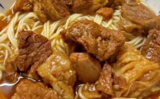 牛肉面怎么做好吃_家庭牛肉面汤料配方