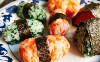 日本饭团怎么捏_日本饭团简单做法大全